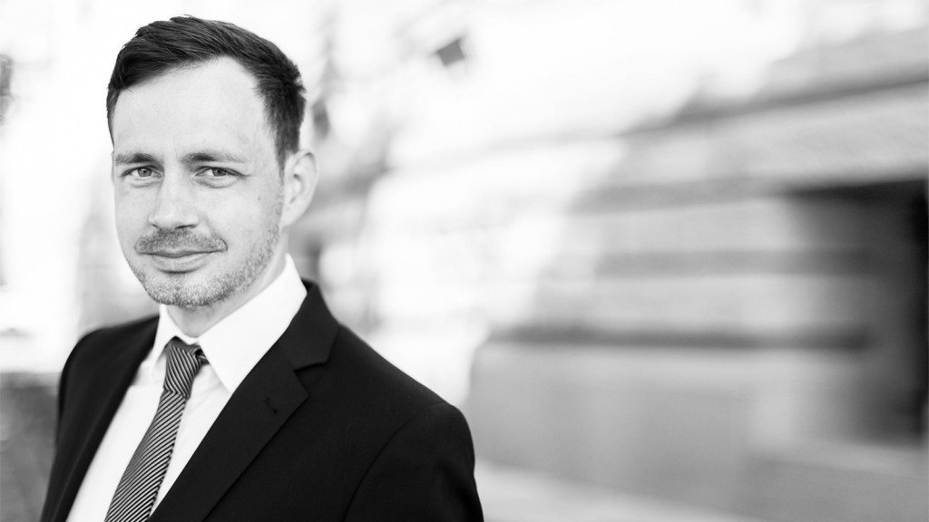 Dr. Sacha Martin – Dr. Sascha Martin